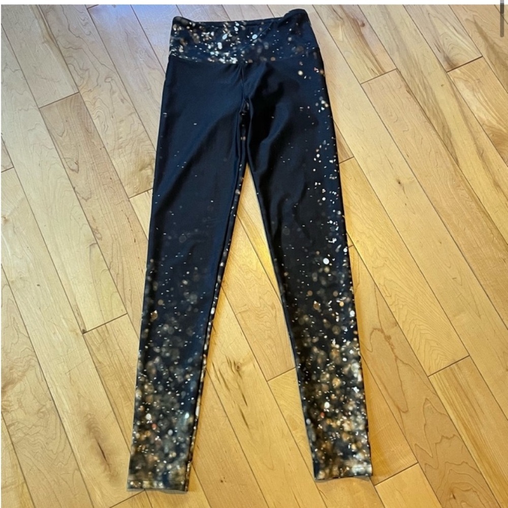 Goldsheep Falling Lights Gold Black Leggings Size Ext… - Gem
